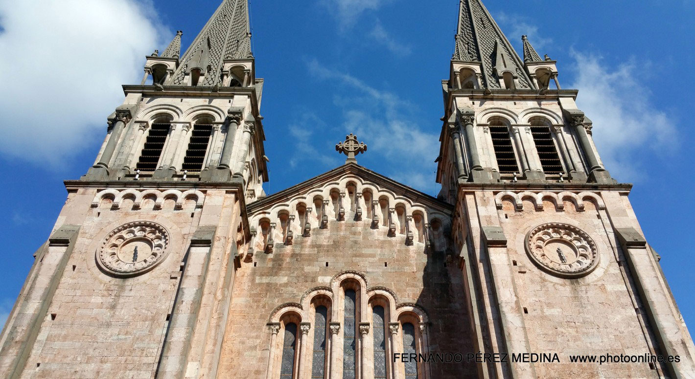 PHOTOONLINE.ES (web asociada a 3WPC): div-principalesp.php